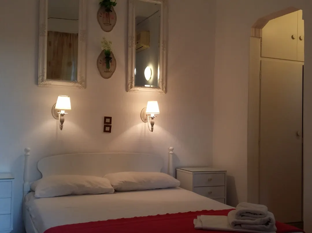 Twin Room In Front Of Agia Marina Beach - Эгина