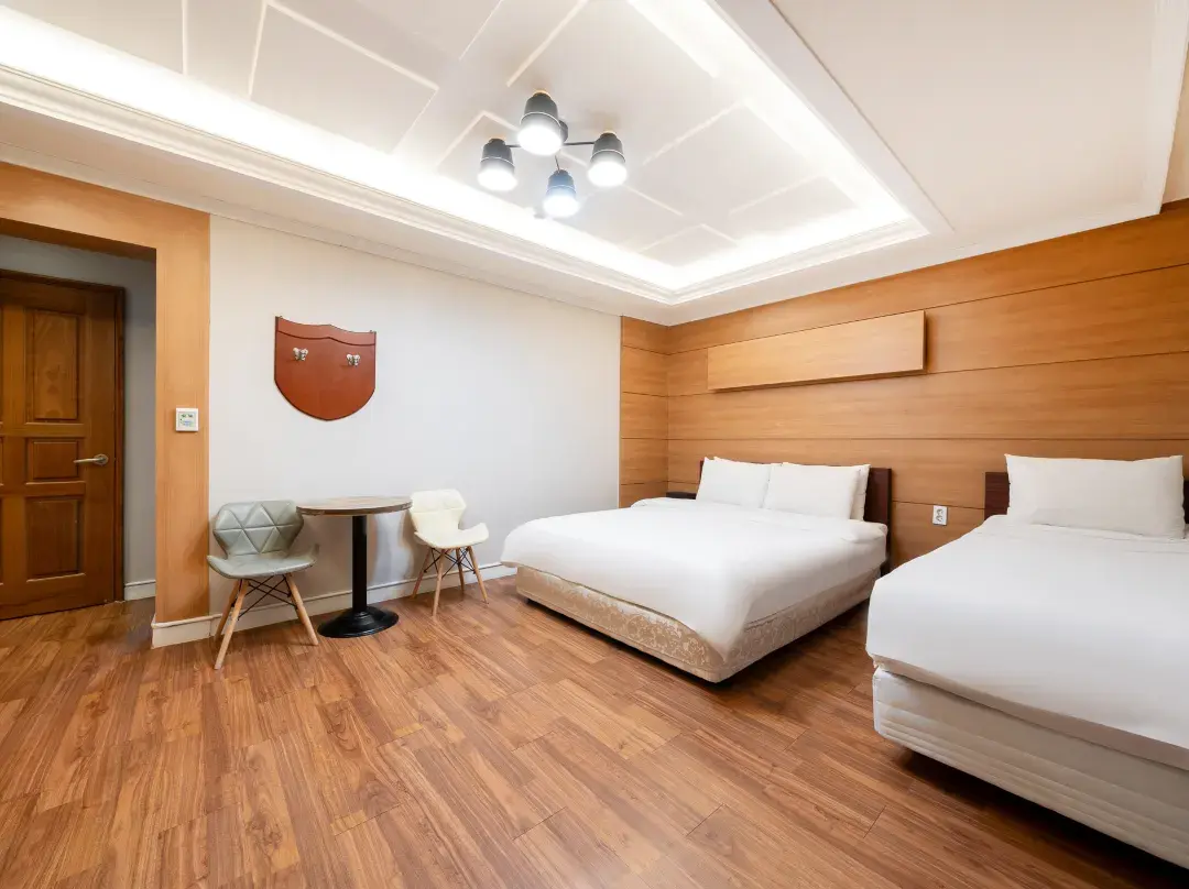 Gwangju Sangmu Alice Business Hotel - Gwangju