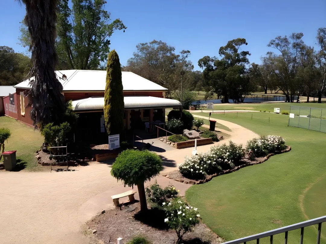 Town & Country Motor Inn - Forbes