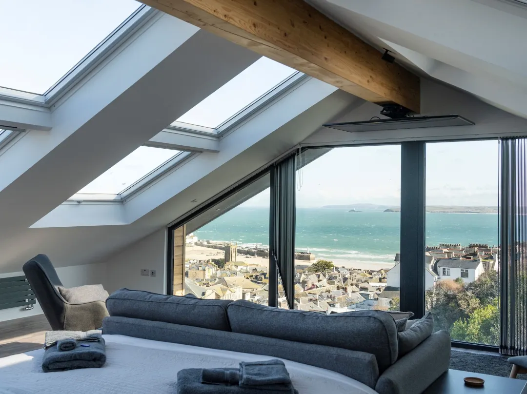 Uno - St Ives - St Ives