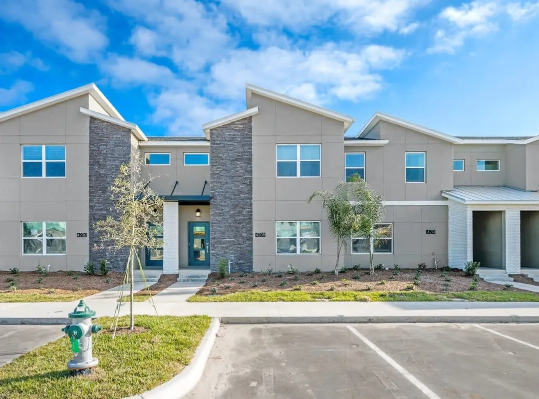 Private Pool And Exceptional Clubhouse Amenities - Exquisite Themed Retreat - Kissimmee, FL