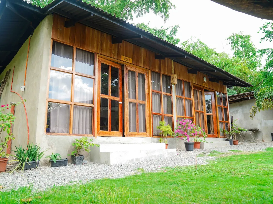 Marika Resort - Badian