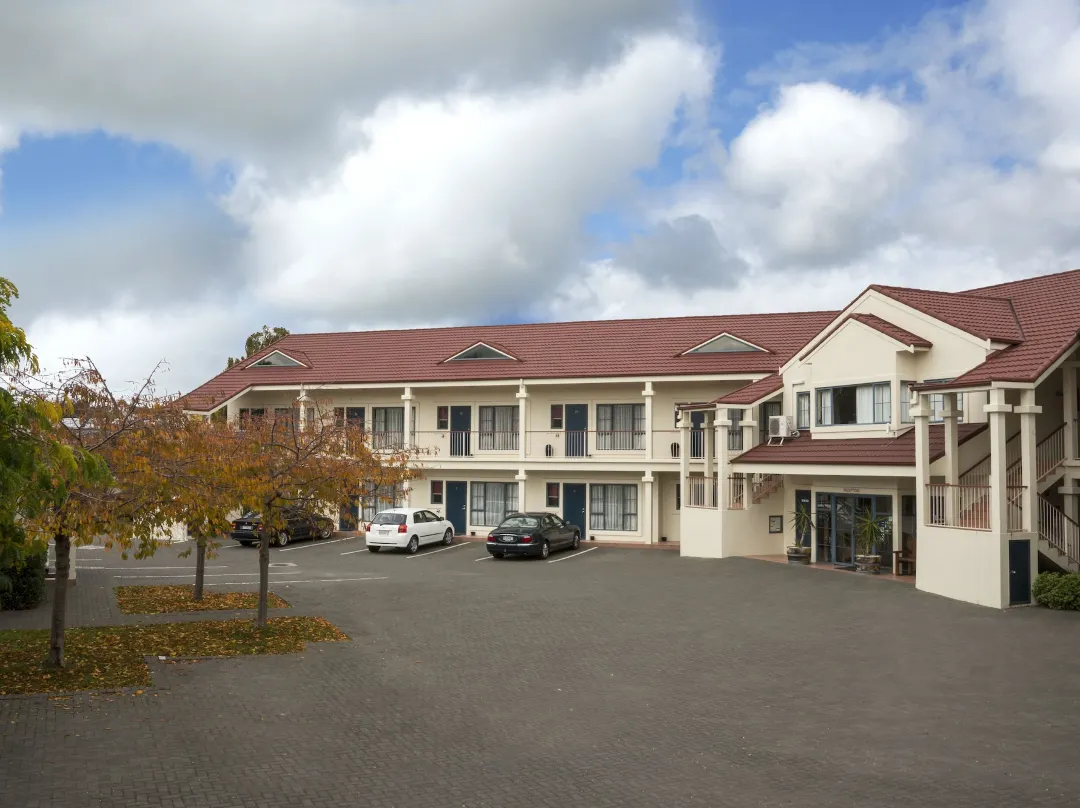Aubyn Court Spa Motel - Palmerston North