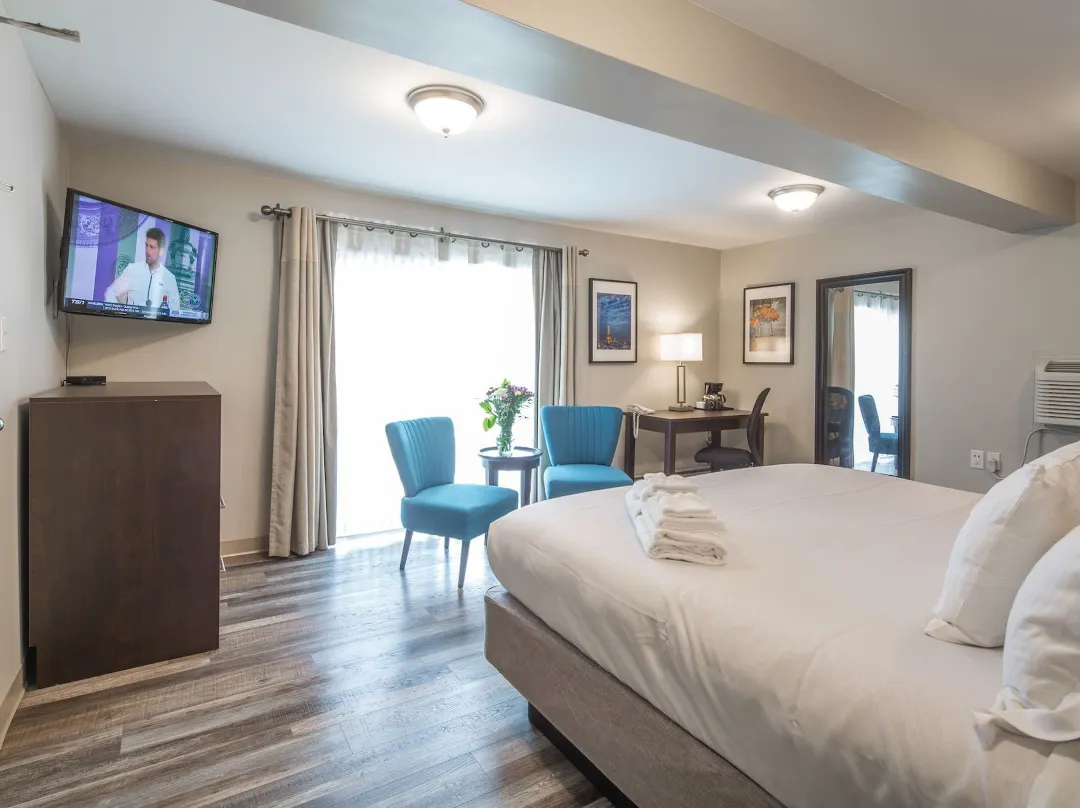 Kent Inn - Kawartha Lakes