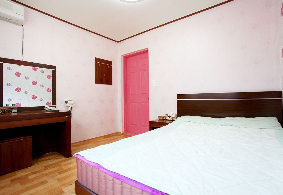 Heungcheon Gungjeon,Hongcheon-gun - Updated 2024 Reviews & Prices ...