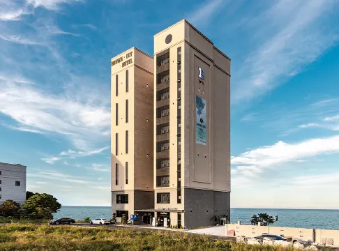 Jeongja Beach Brown Dot - Nam-gu