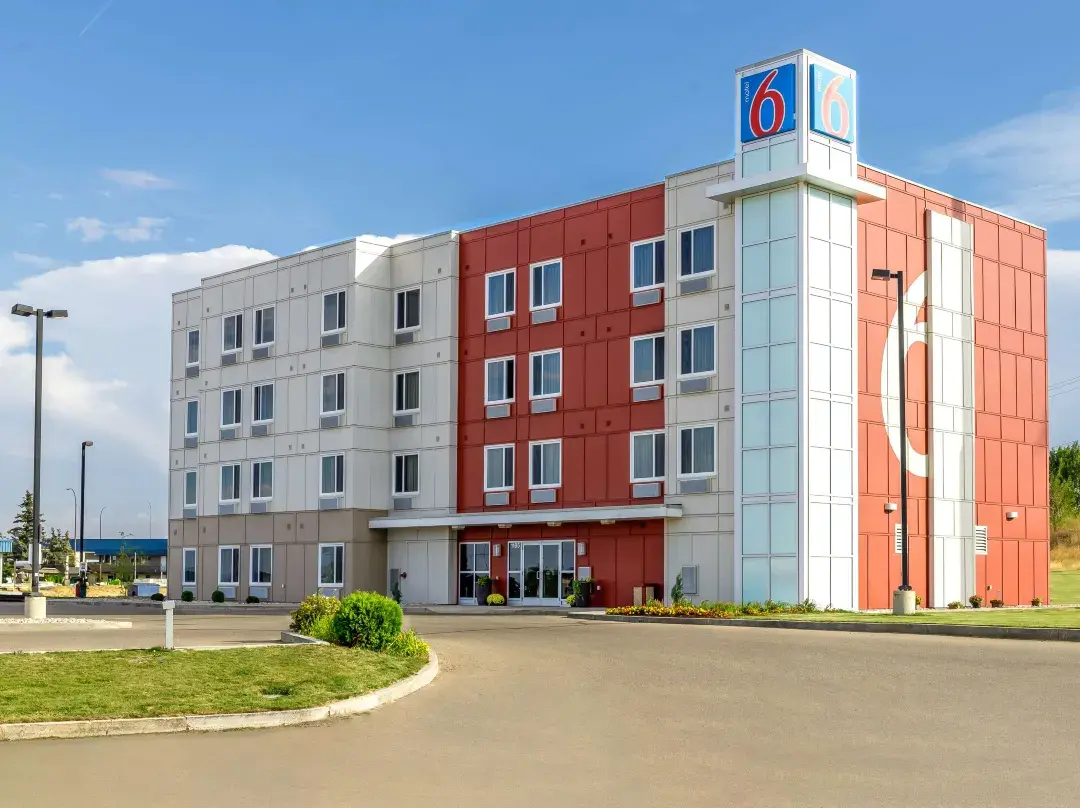 Motel 6 Swift Current, Sk - Swift Current