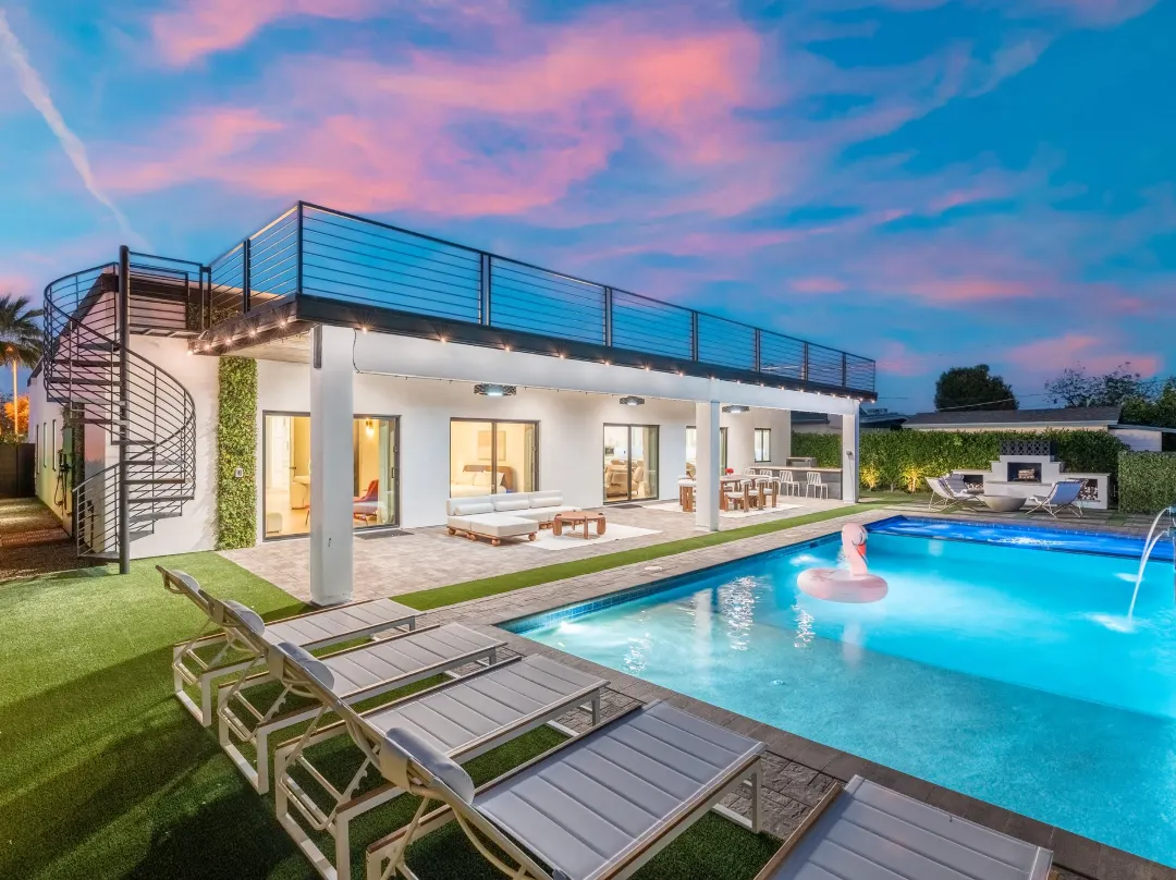 Rooftop Terrace And Spa With Resort-style Pool - Luxurious Villa Oasis - Mesa, AZ