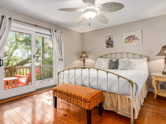 Luxury Retreat - Family-friendly, Marsh Views - Oak Island, NC