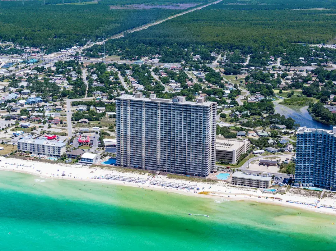 Oceanfront Escape With Resort Amenities - Spacious And Inviting Retreat - Panama