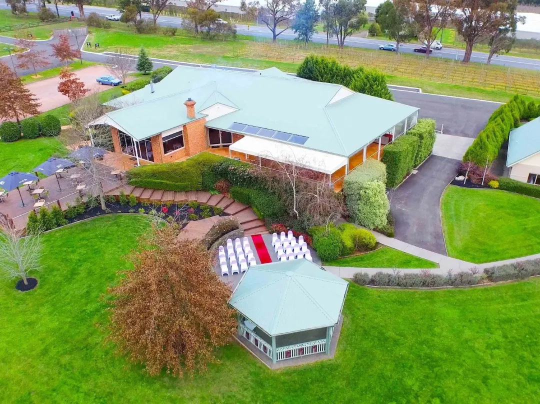Wild Cattle Creek Estate - Seville