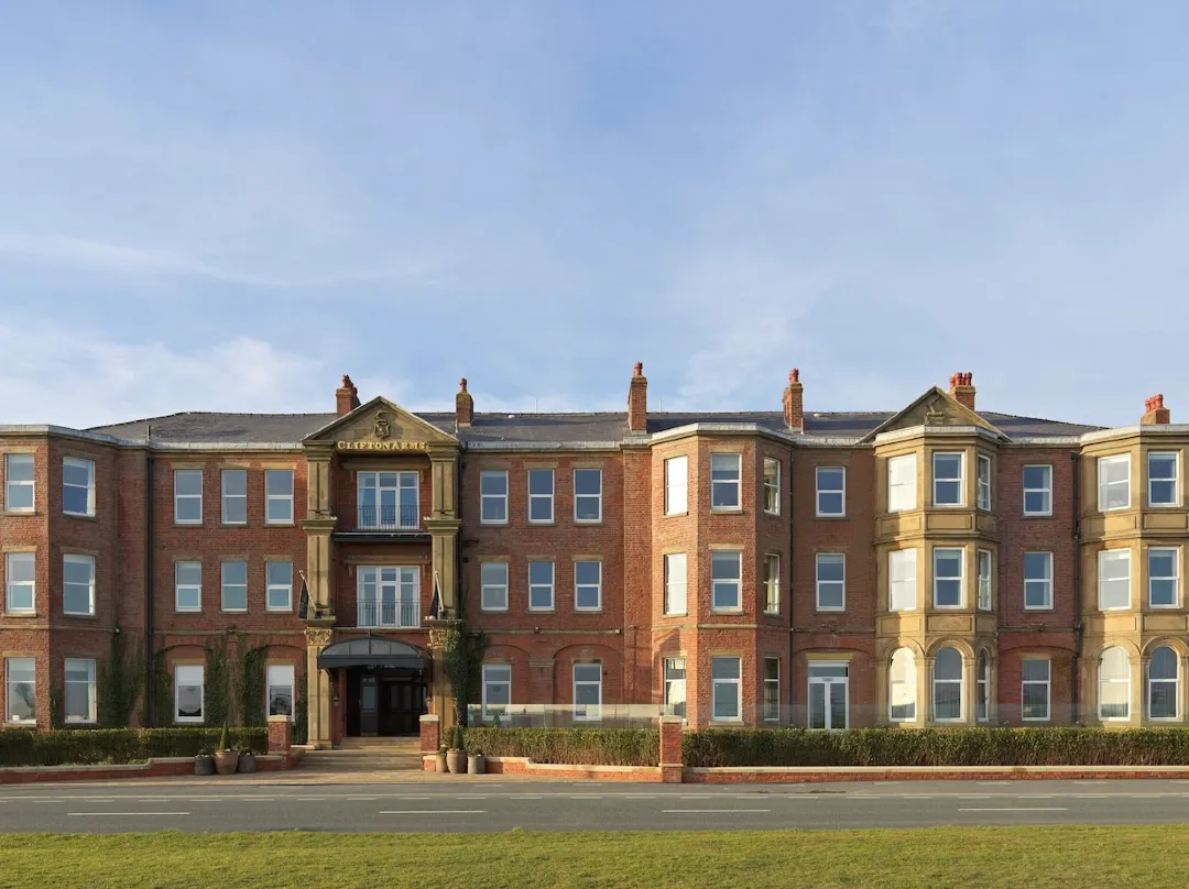 Clifton Arms Hotel - Lytham St Annes