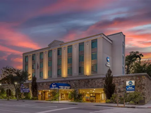 Ramada Bayside/queens - Valley Stream