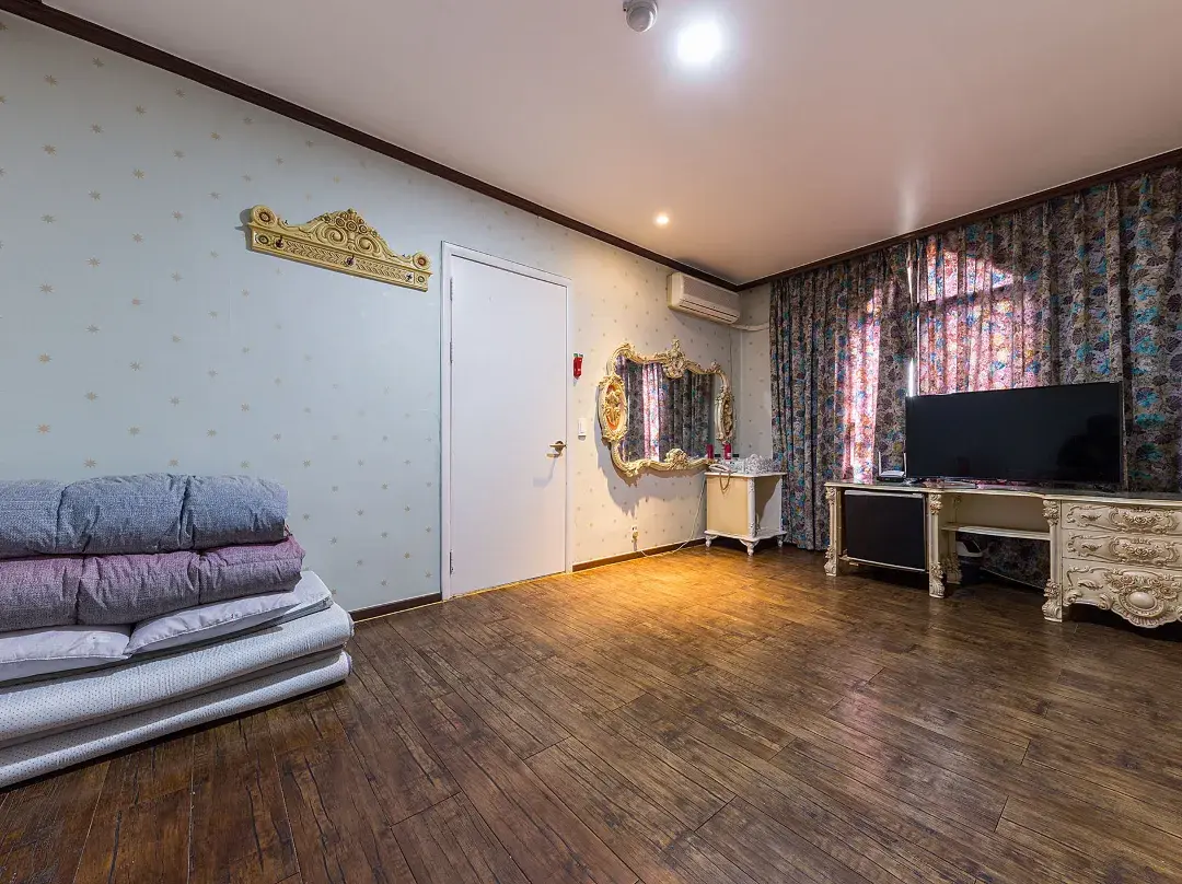Yesan Shinwon Parktel - 예산군