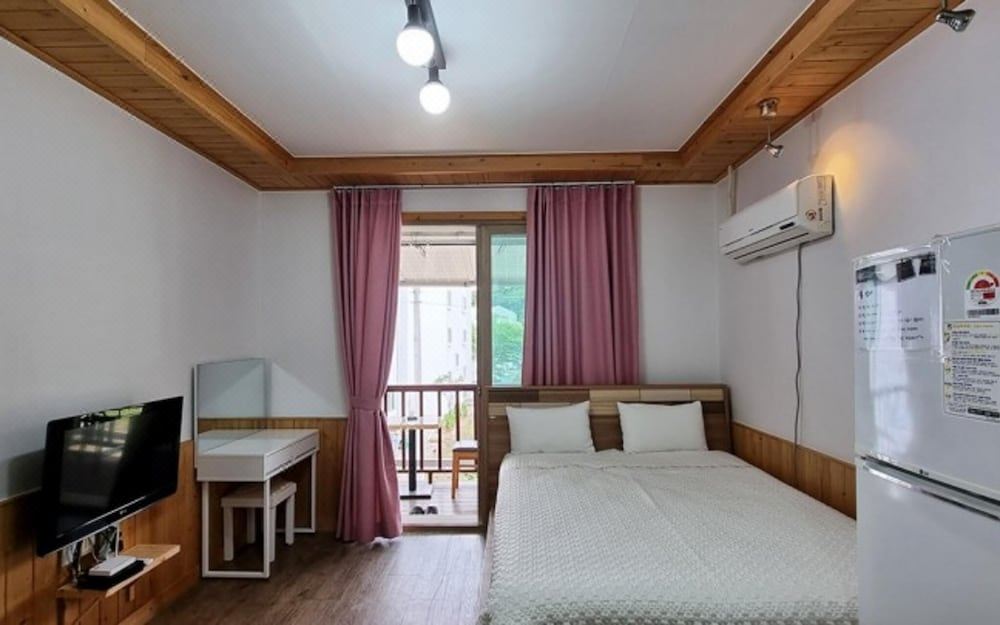 Suncheon Suncheon Romance Pension - Suncheon