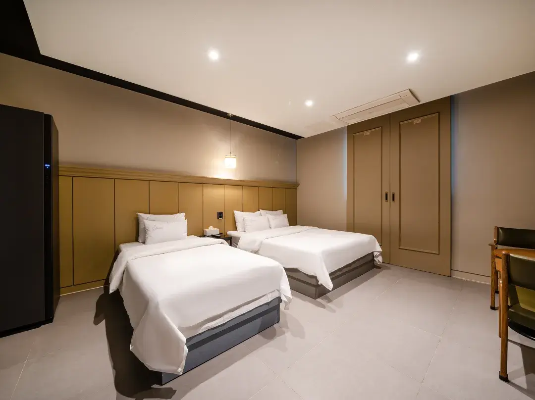 Cheongju Hotel Smart - チョンジュ