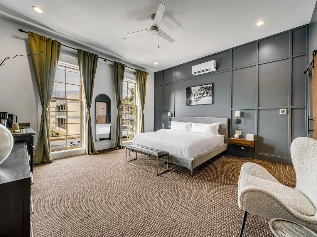 The Emerald Boutique Stays - Beaufort