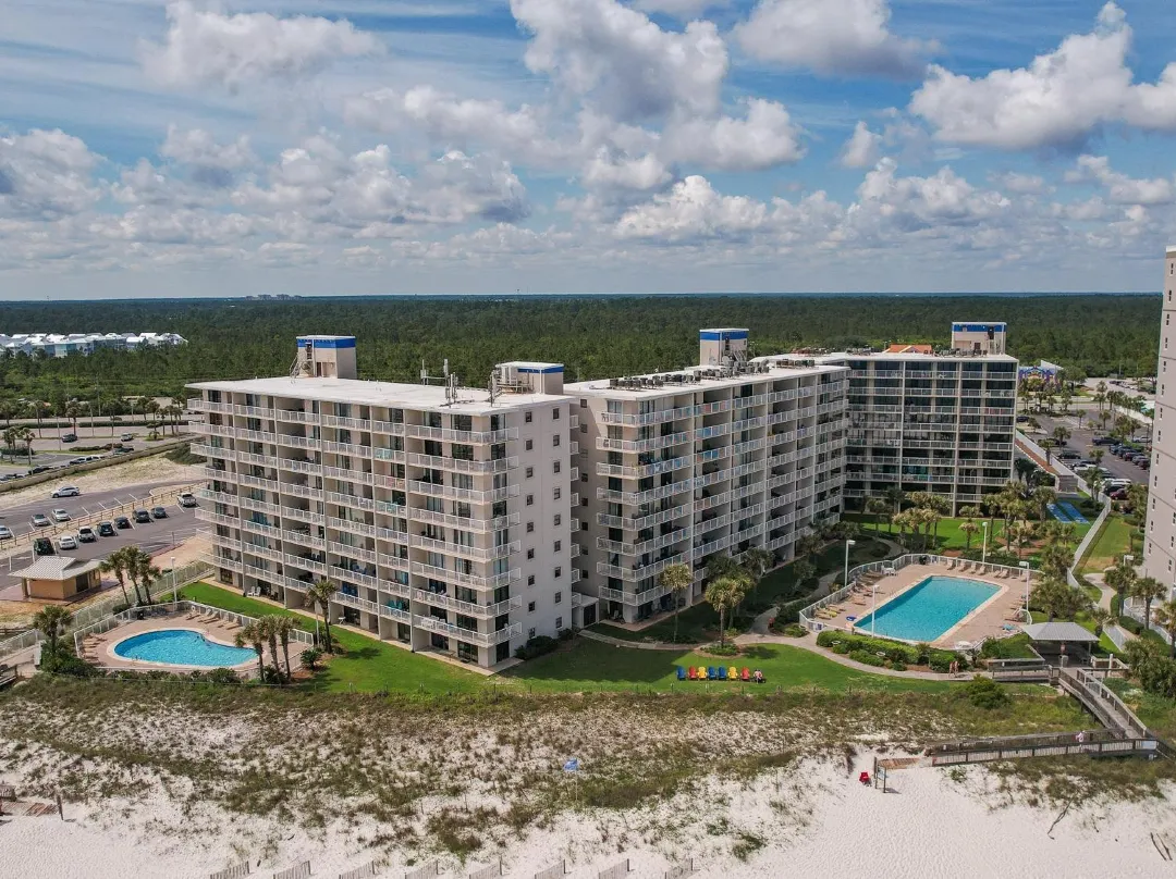 Gulf Coast Retreat And Amazing Amenities - Stunning Beachfront Oasis - Orange Beach, AL