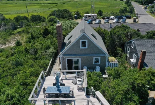 Stunning Ocean View Deck And Gas Fireplace - Charming Coastal Retreat - Sandwich, MA