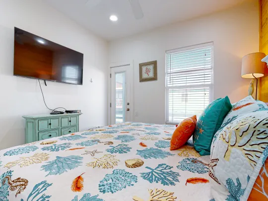 Near The Beach, Shared Pool, Golf Cart Access, Parking For 4 Vehicles - Port Aransas, TX