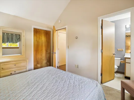 Cozy Fireplace And Resort Amenities - Gorgeous Spacious Retreat - Killington, VT