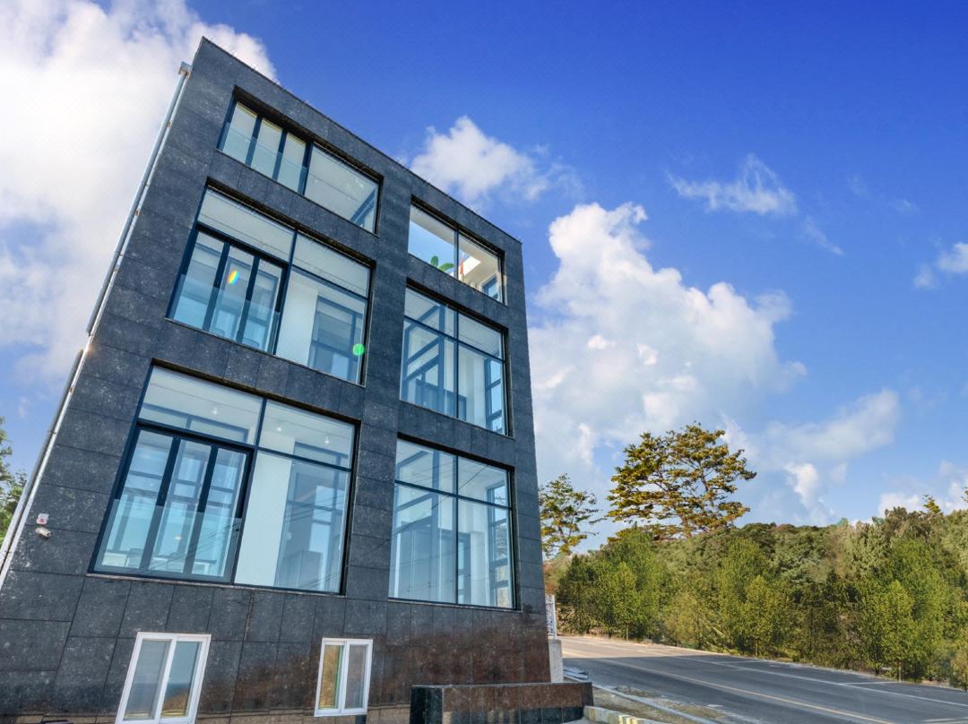 Gosung Belossi Ayajinkidspoolvilla - 고성군