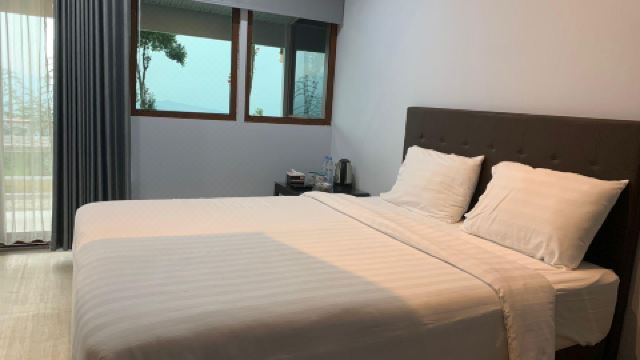 De Pointé Resort & Resto-North Tugu Updated 2022 Room Price-Reviews ...