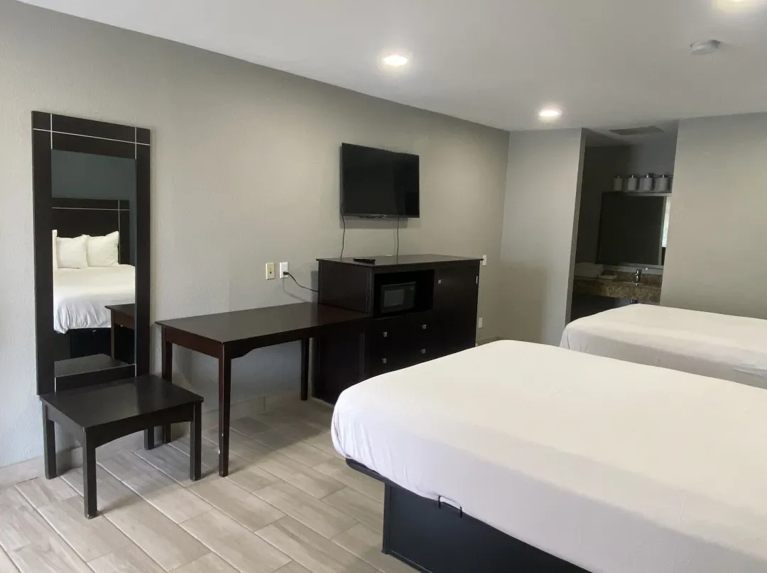 Falcon Executive Inn - Las Palmas, TX