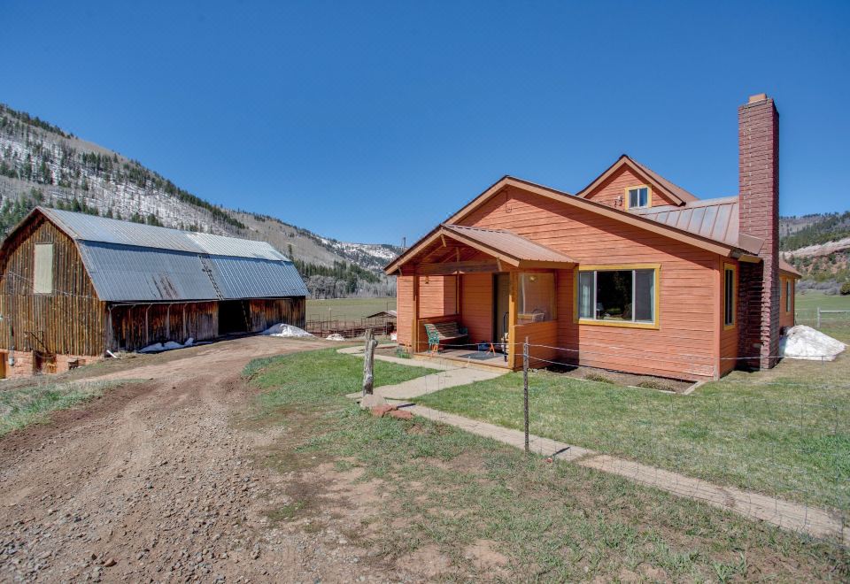 Cozy Dolores Getaway Hike, Fish and More!, Montezuma County - Book with ...