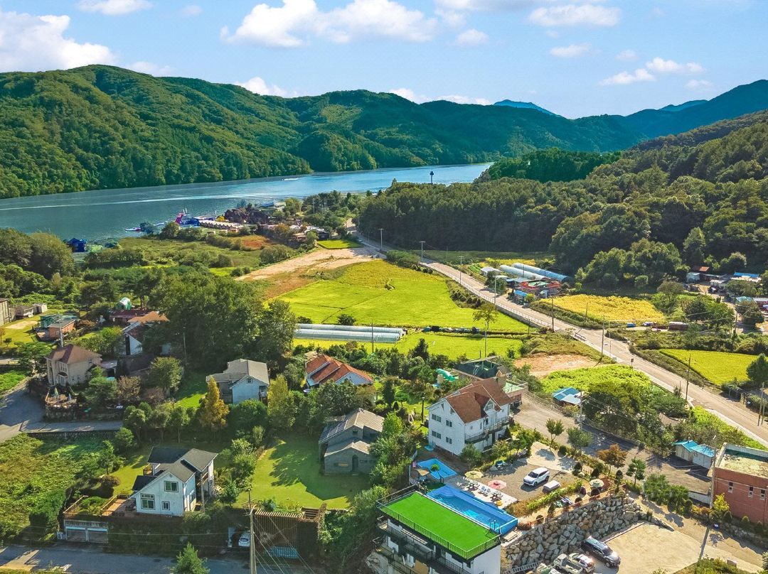 Gapyeong Haneul Sanchaek Poolvilla Pensi - 금왕읍