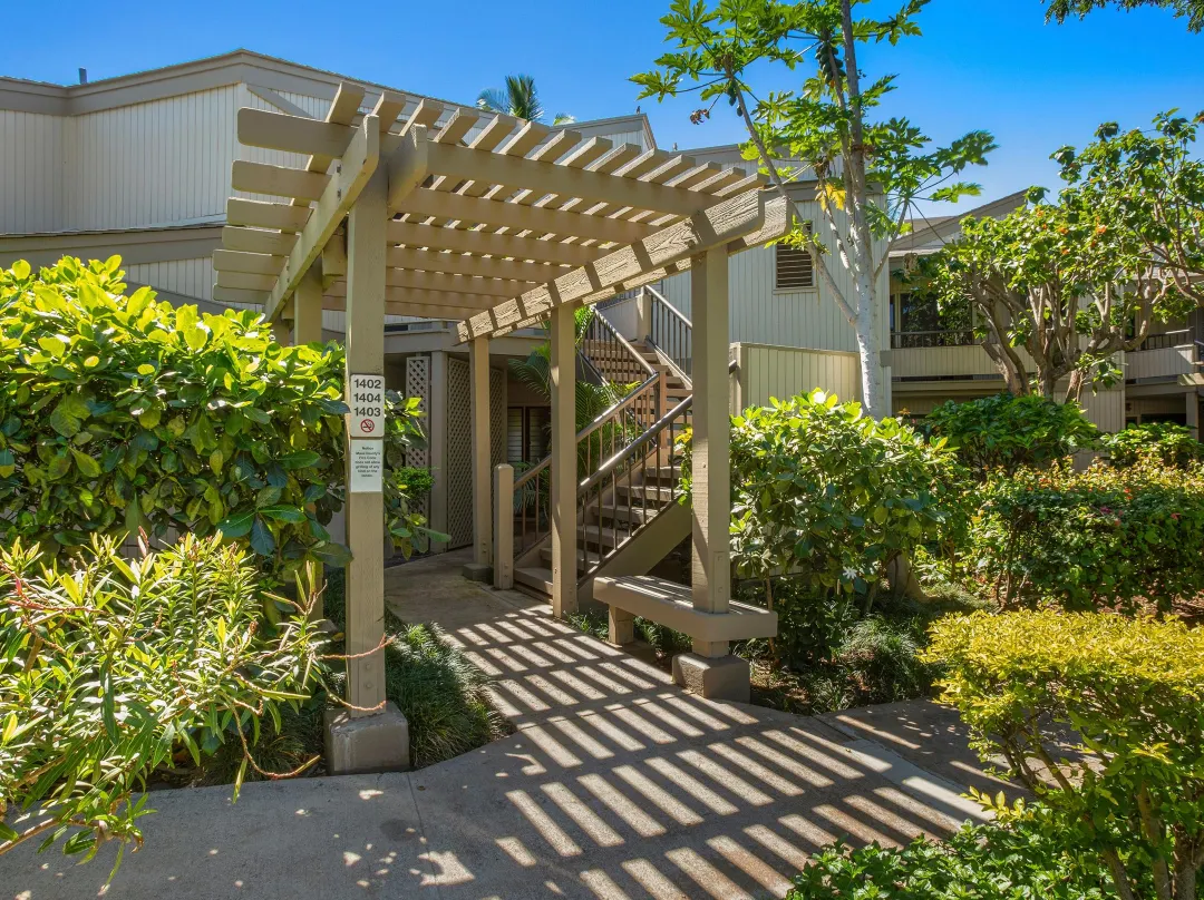 Stunning Ocean Views And Spacious Lanai - Beautiful Maui Retreat - Maui, HI