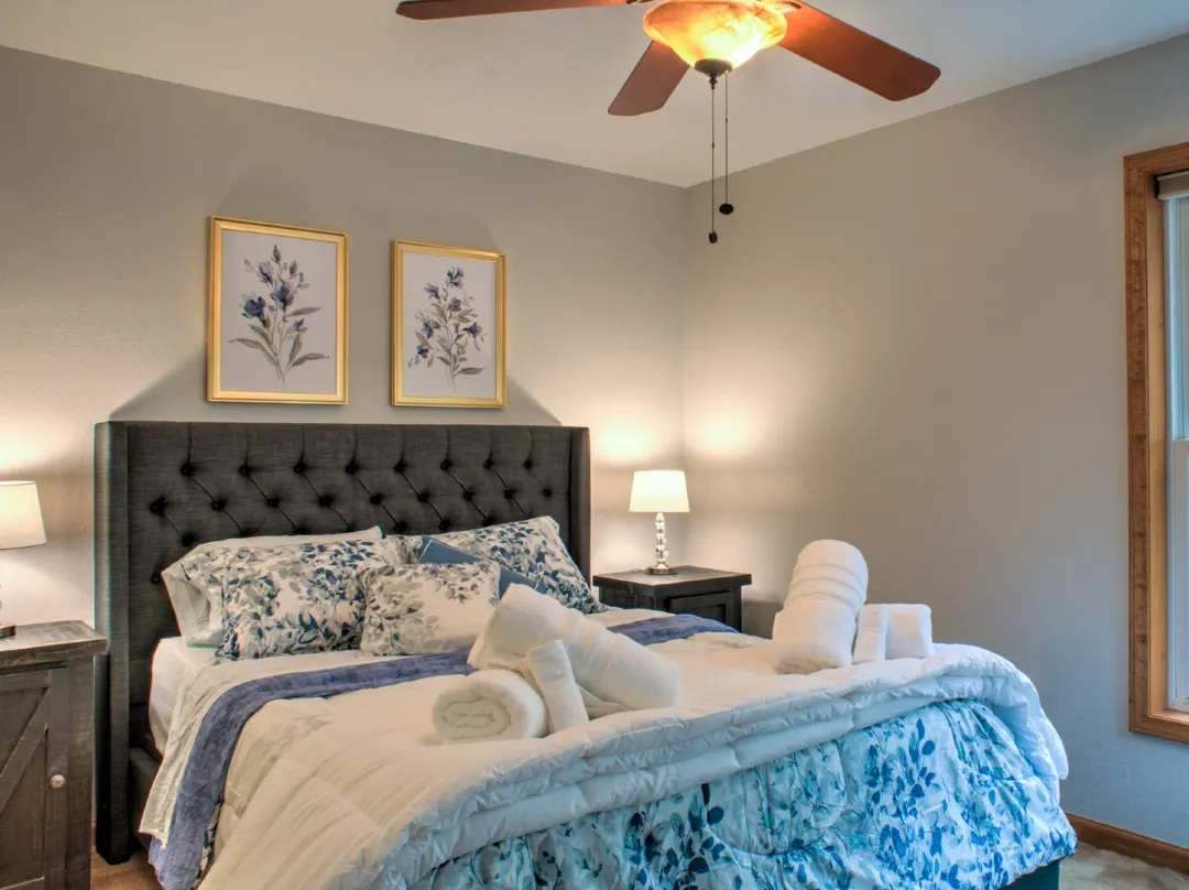 Charming Mountain Haven With Gas Fireplace And Fire Pit - Cozy Escape - Maggie Valley, NC