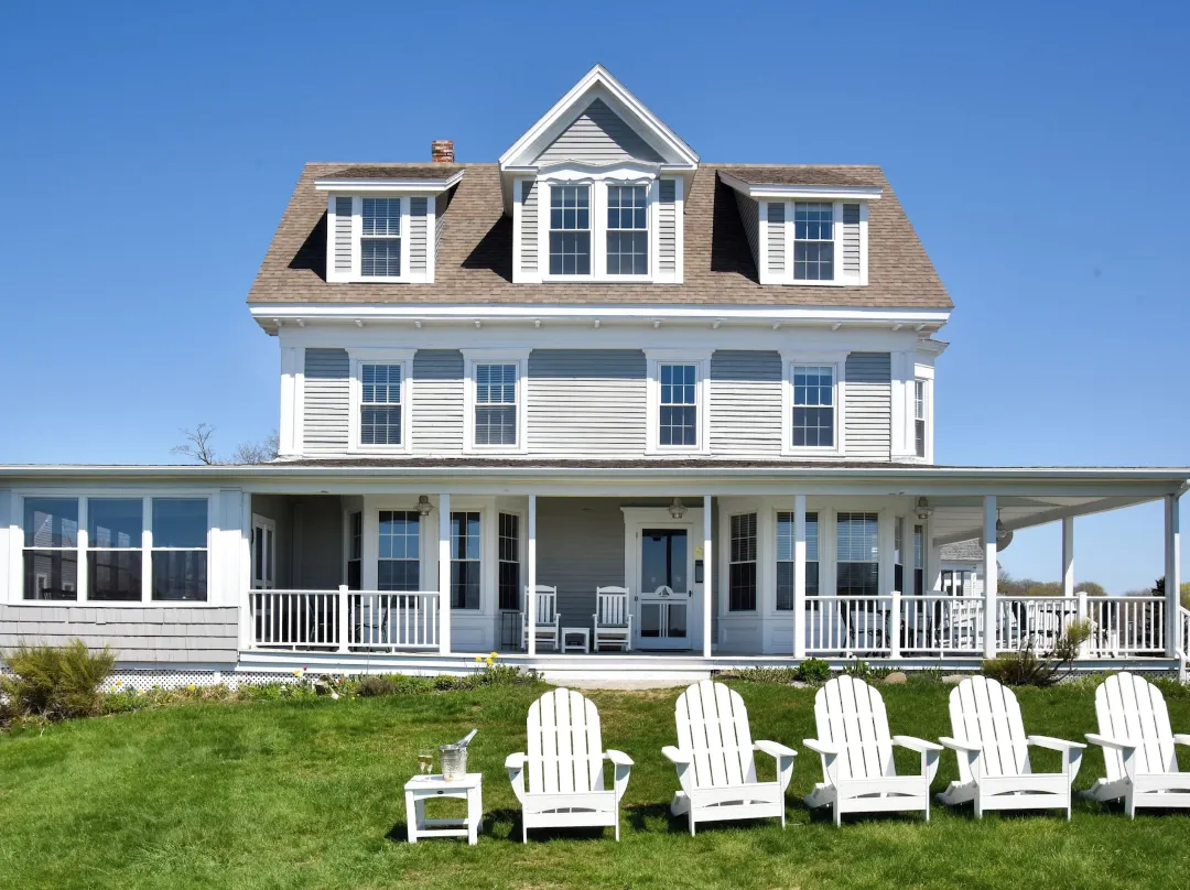 Topside Inn - Boothbay Harbor, ME