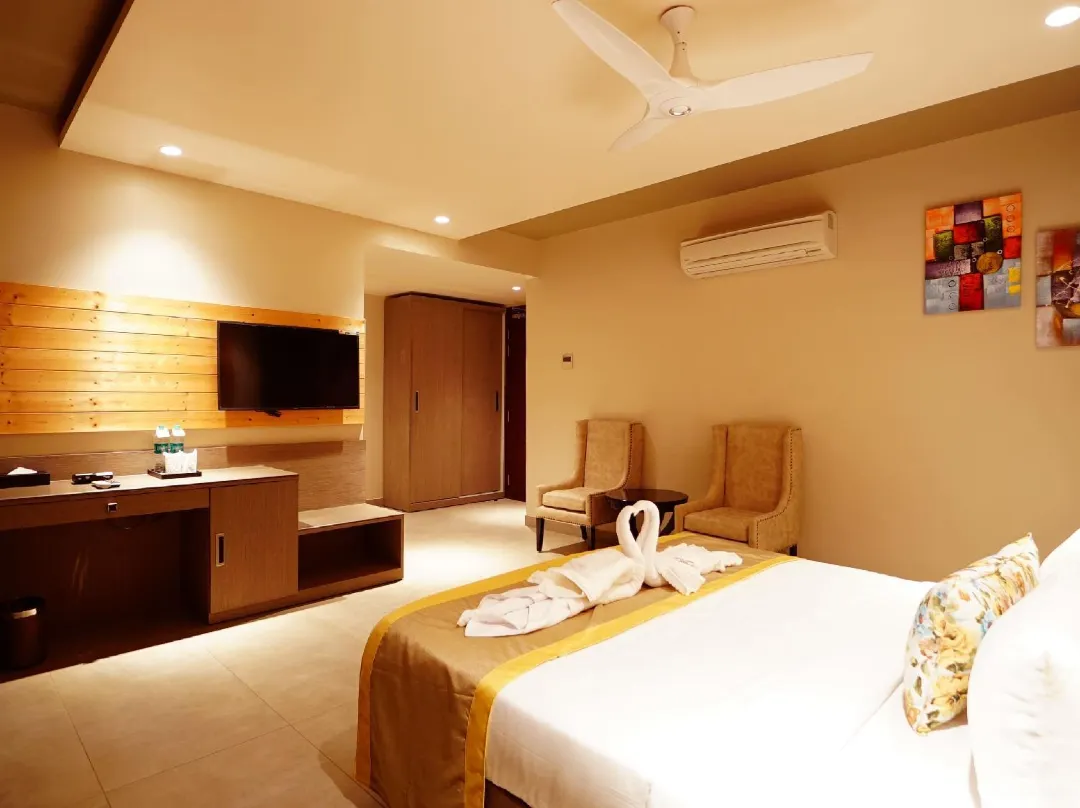 Five Elements Hotel Maplewood Premier Haldwani - Uttarakhand