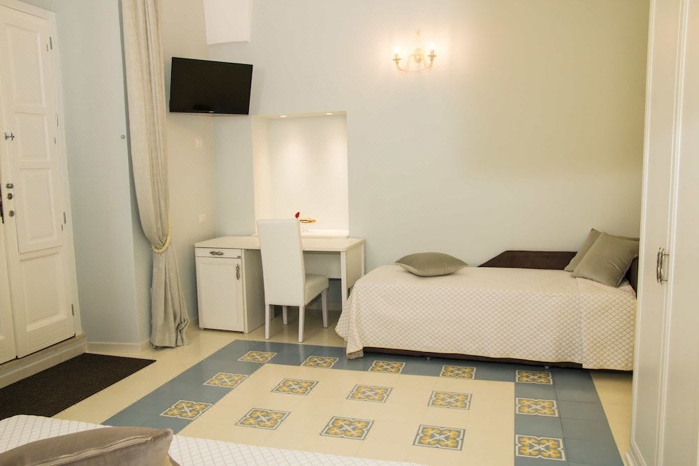 Stanze Orsini - Pouilles