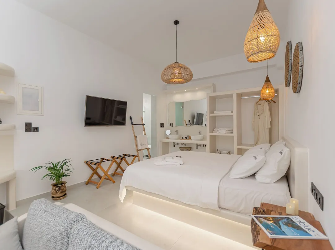Adama's Suites - Naxos, Greece