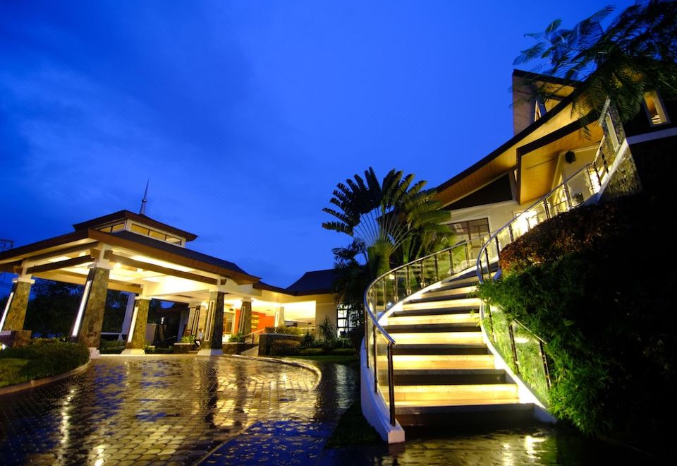 Amiya Resort Residences Clubhouse,Davao - Updated Prices & Hotel ...