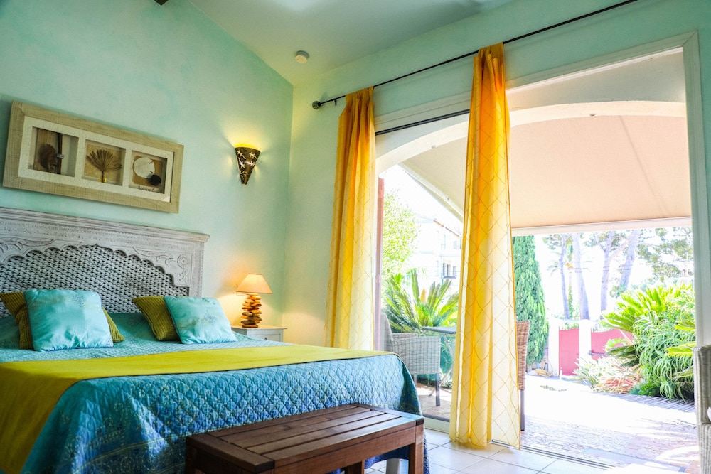 Val D'azur Chambres D'hôtes De Charme Dans Le Var - Hyères