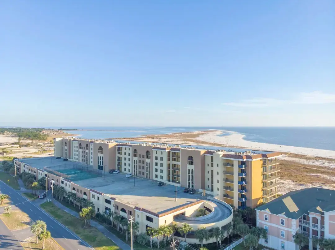 Gulf View And Balcony Oasis - Exquisite Coastal Retreat - Dauphin Island, AL