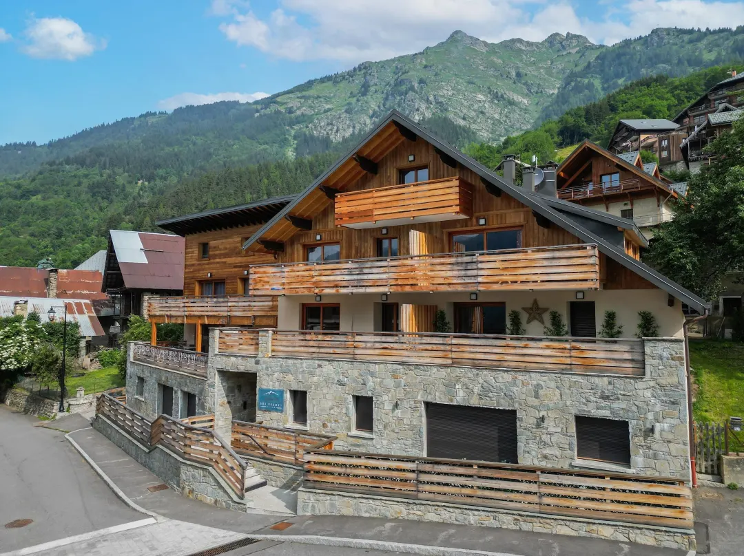 Apartment In Vaujany With Stunning Mountain Views - Vaujany