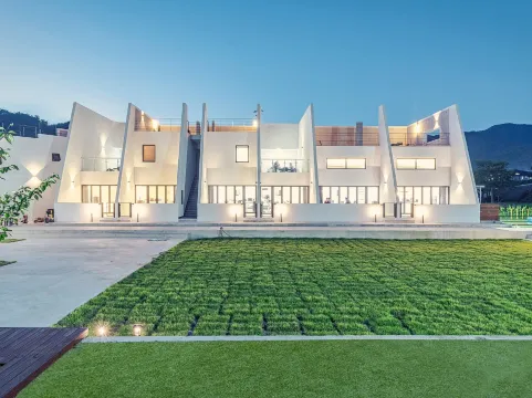 Gyeongju Perito Poolvilla - Gyeongju-si