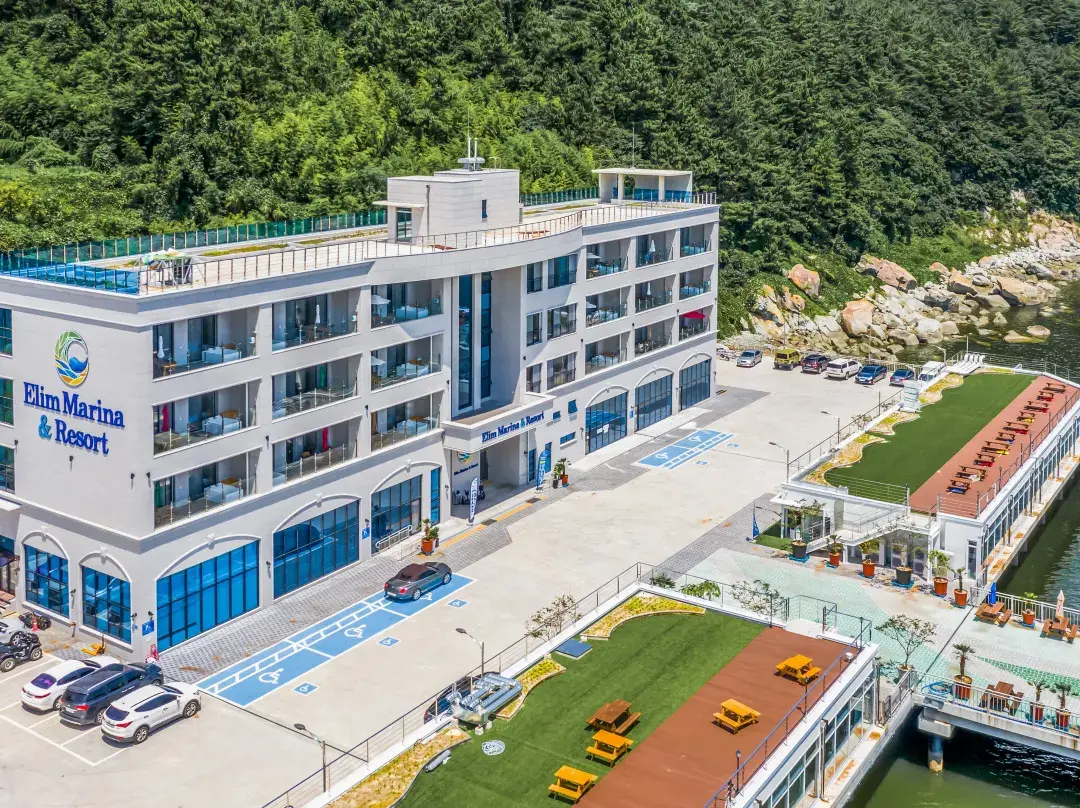 Namhae Elim Marina Resort - 남해군