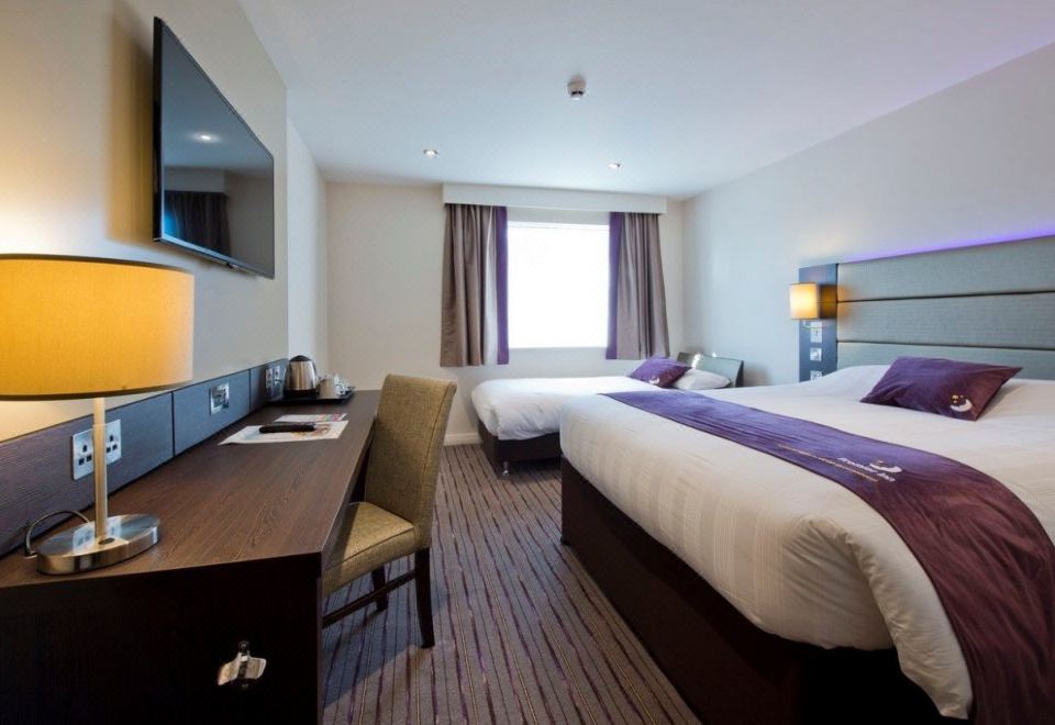 Premier Inn Lewes Town Centre,Lewes - Updated 2024 Reviews & Prices ...