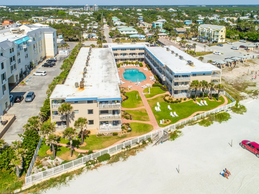 Oceanfront Retreat With Pool Access - Cozy And Inviting Escape - New Smyrna Beach, FL