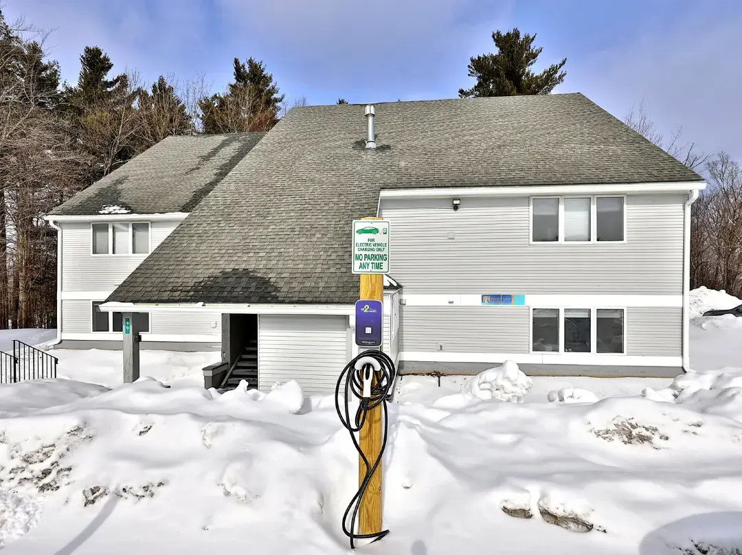 Heated Saltwater Pool And Convenient Bus Access - Cozy Mountain Retreat - Killington, VT