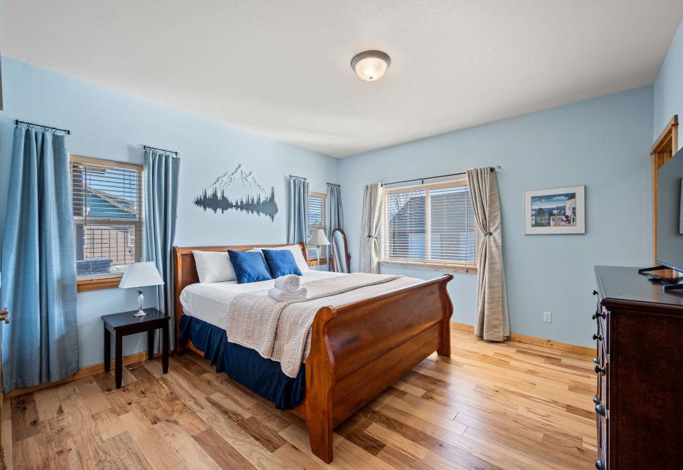 Scenic Retreat - Private Golf Course View, Resort Amenities, Blanchard ...