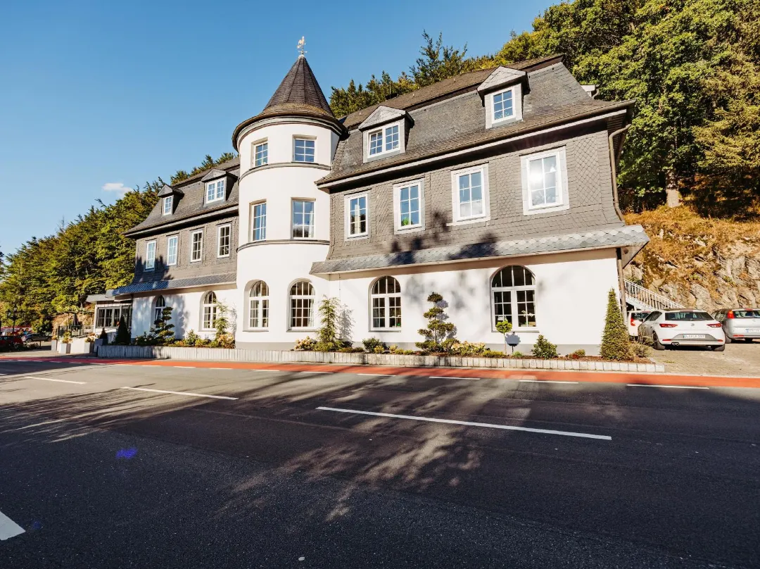 Schlosshotel Brilon-wald - Hostel - Nordsee