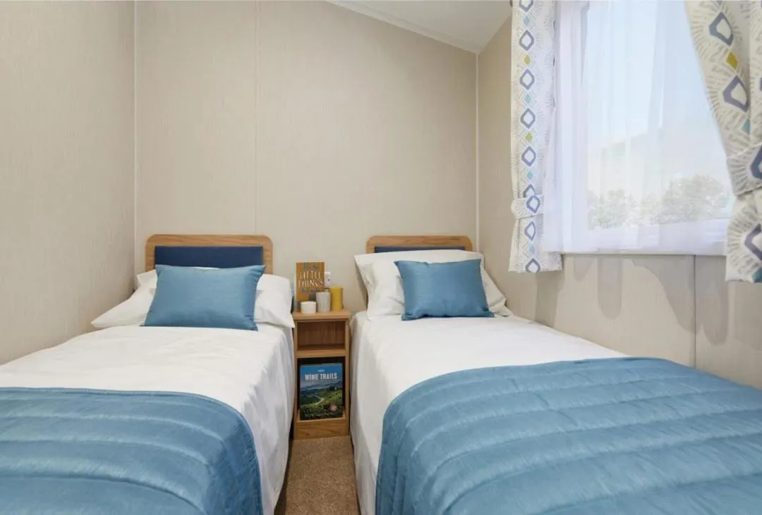 Cayton Bay Kestrel40 - Yorkshire