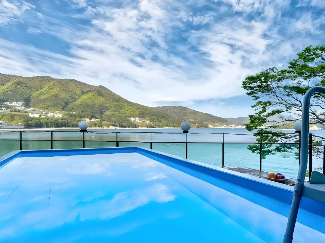 Geoje Theview Kids Poolvilla - Geoje