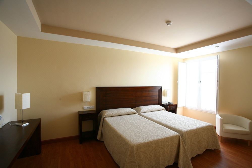 Gran Hotel Aqualange - Balneario De Alange - Alange